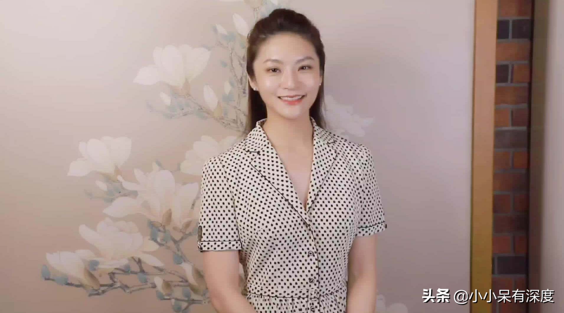 Meng Shengnan: CCTV Mid-Autumn Goddess!Hosted the Mid-Autumn Festival ...