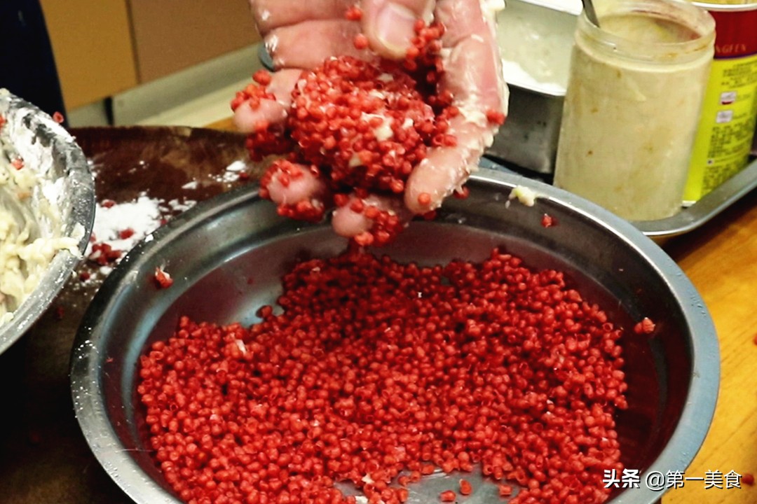 Thinking it was lychee, I was stunned with a bite! This lychee prawn ...