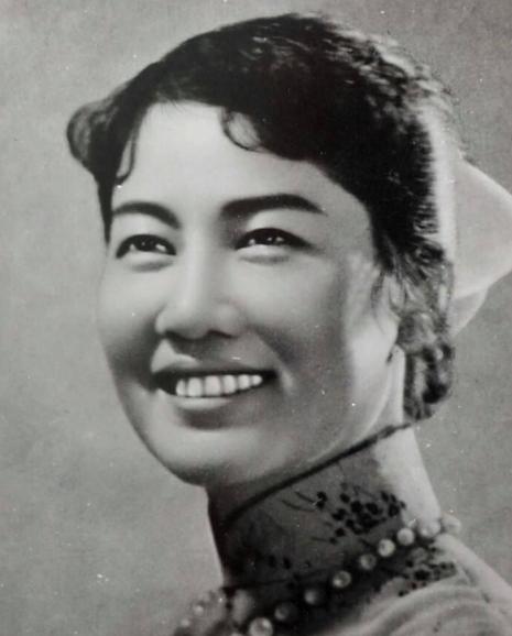 Zhang Ruifang: separated from her first love at the age of 19, but she ...