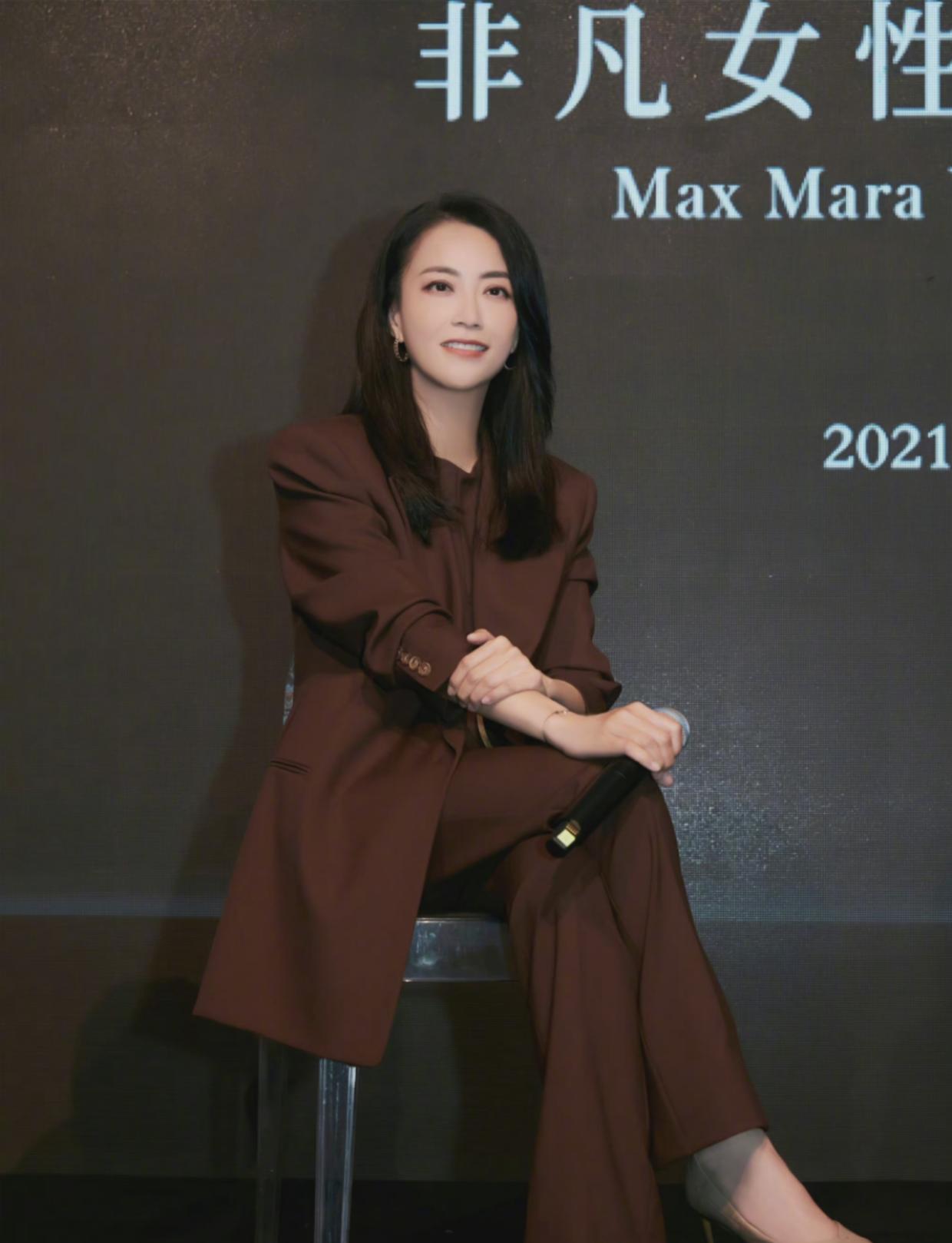 Huo Wenxi's temperament is fully developed, and he is in the same color with high-level ...