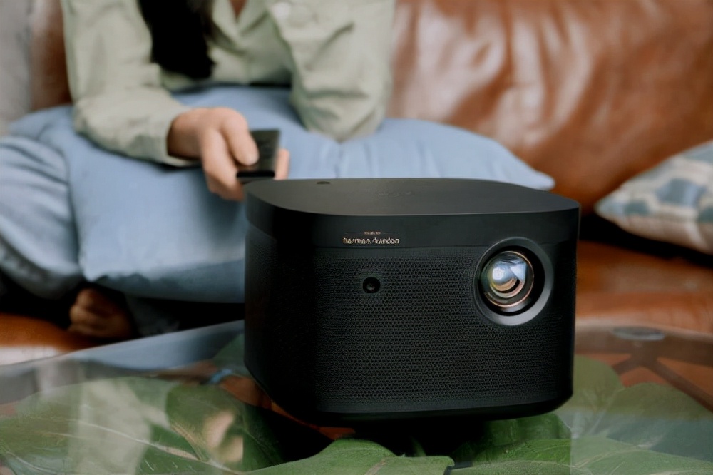 XGIMI NEW Z8X is coming, performance upgrade once again breaks projection imagination - iNEWS