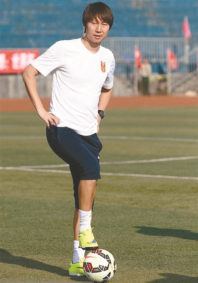 The story of Li Tie, the Chinese footballer who fell in love with his ...