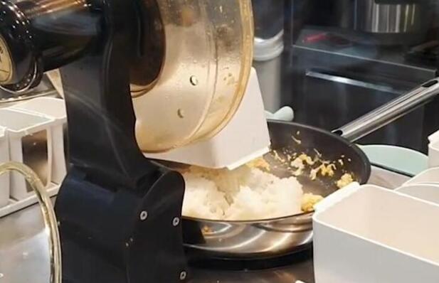 Singaporean fried rice robot "grabs work", a copy only takes ten ...