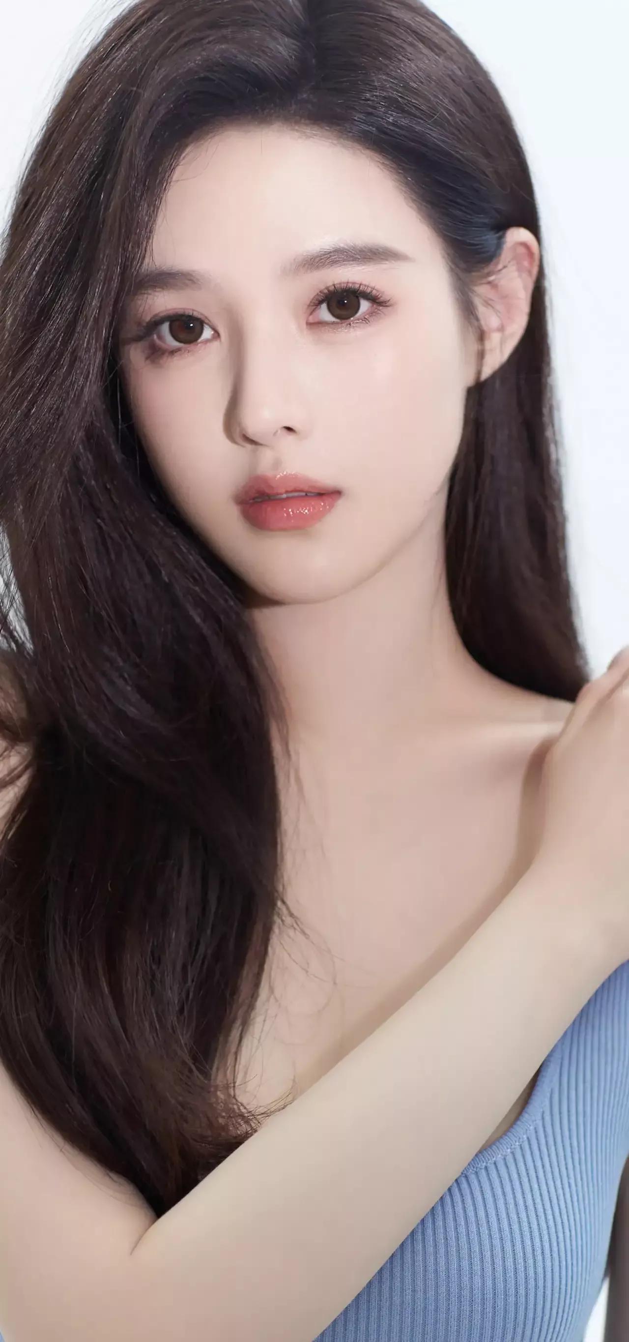 Competing among 50 beauties, Ying Bao is still the most beautiful - iNEWS