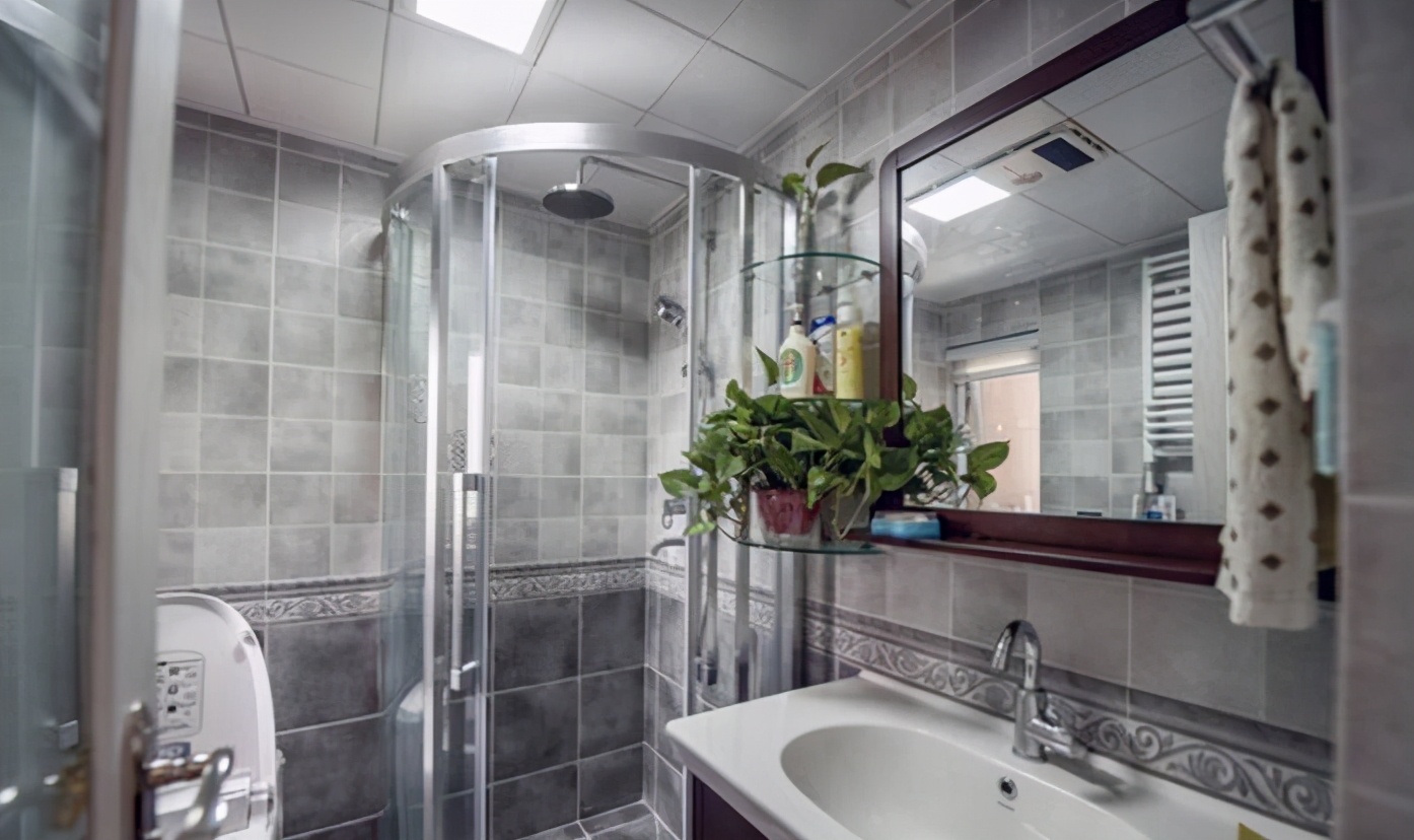 I moved into a new home of 85 square meters and spent 80,000 hard ...