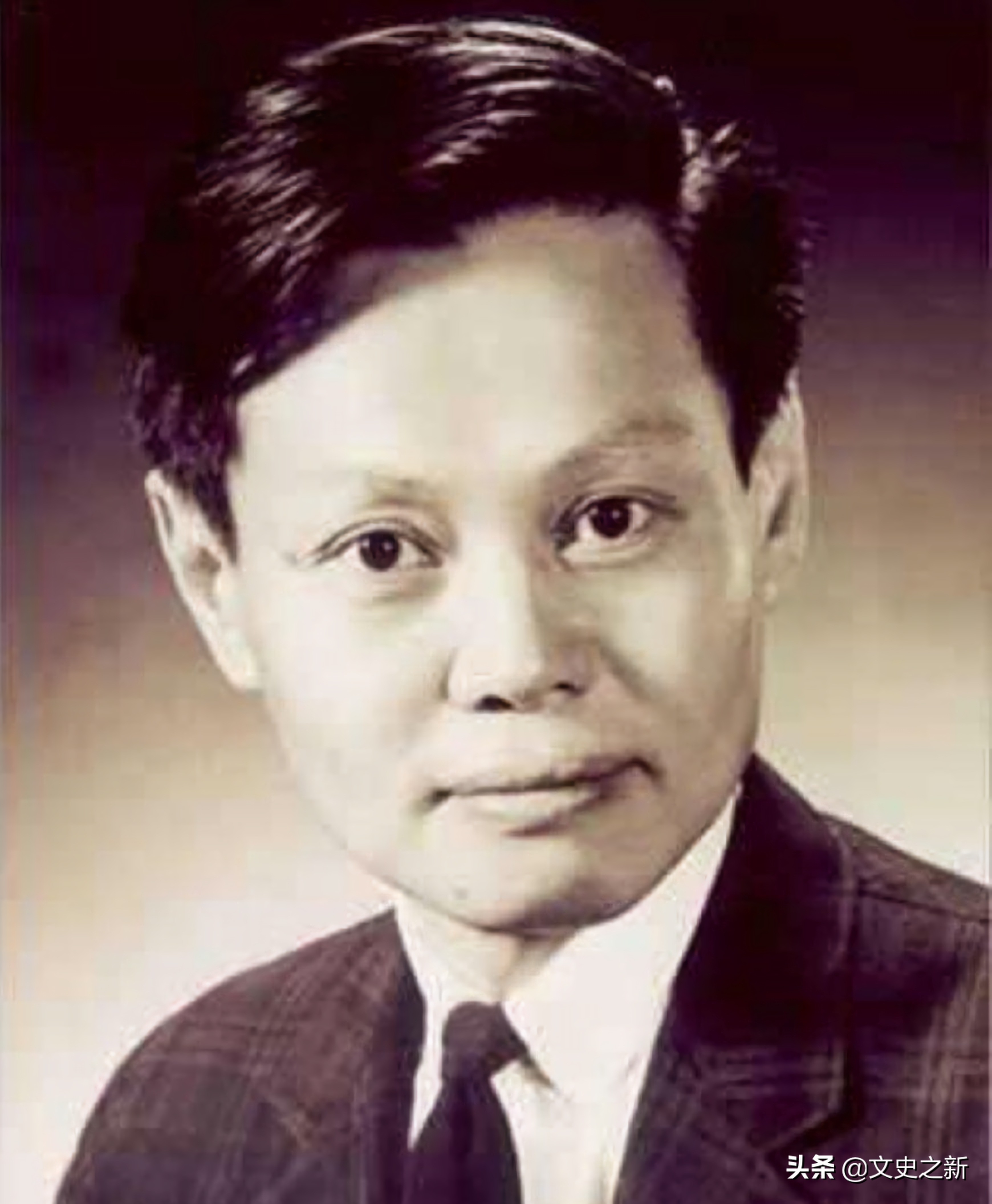 Yang Zhenning returned to China after 26 years of drifting and called ...