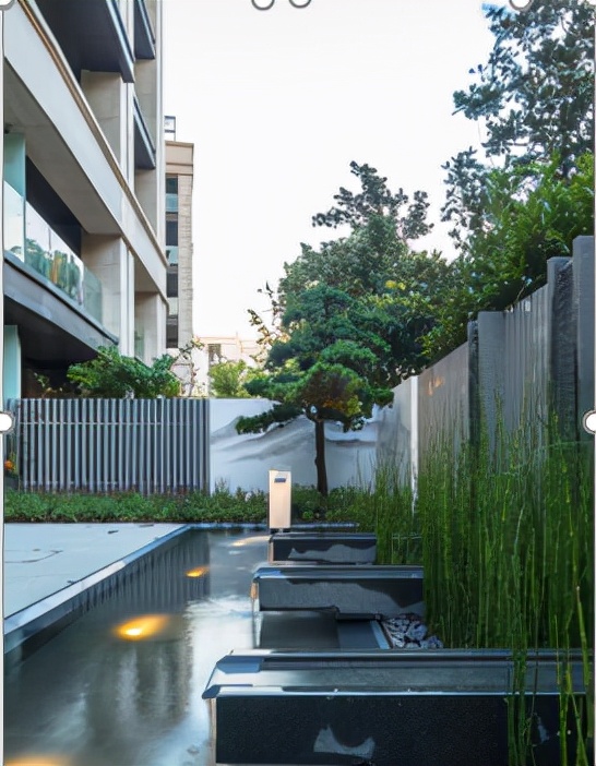 Interesting water feature - iNEWS