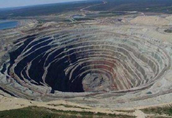 When the Soviet Union was about to dig through the earth, why did it ...