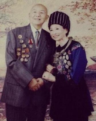 Han Shu: The deputy commander of the "Long Live Army", the ...