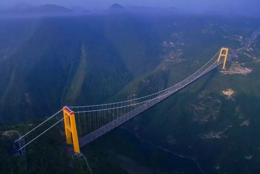 Domineering!Hubei built the world's first suspension bridge with a span ...