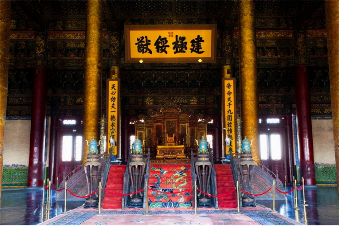 Puyi abdicated the palace maids and was expelled from the palace. Why ...