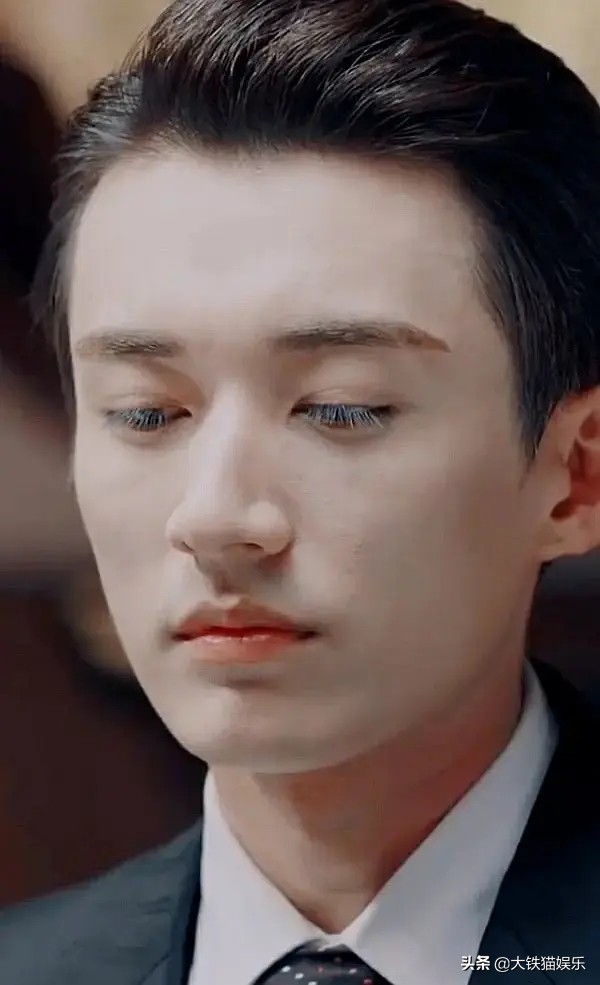 6 male celebrities with "eyelash essence", their wild eyelashes are ...