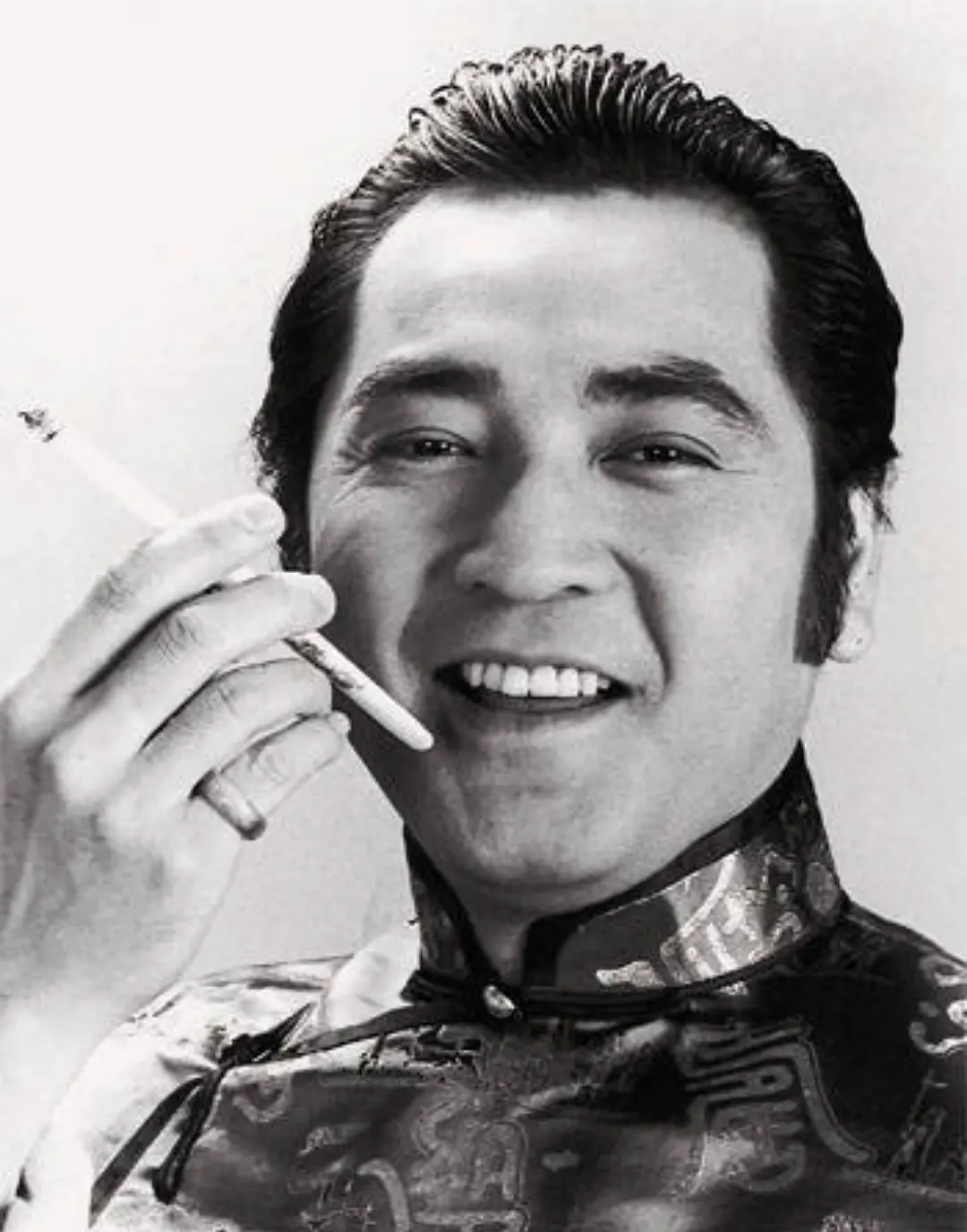 TVB "Golden Supporting Actor" Qin Pei's fame history, and the two women ...