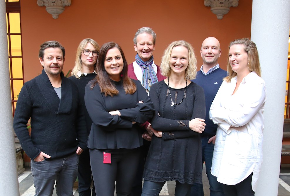 She is Felipe's ex-girlfriend. She confided her heart after 20 years of ...