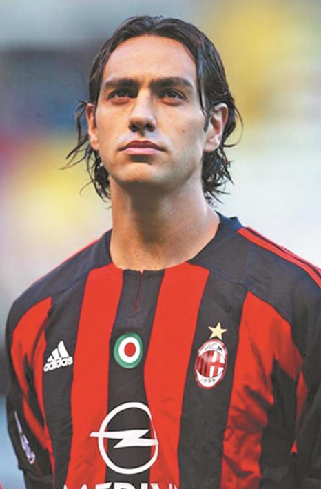 Don't talk about football skills, talk about beauty! The most handsome ...