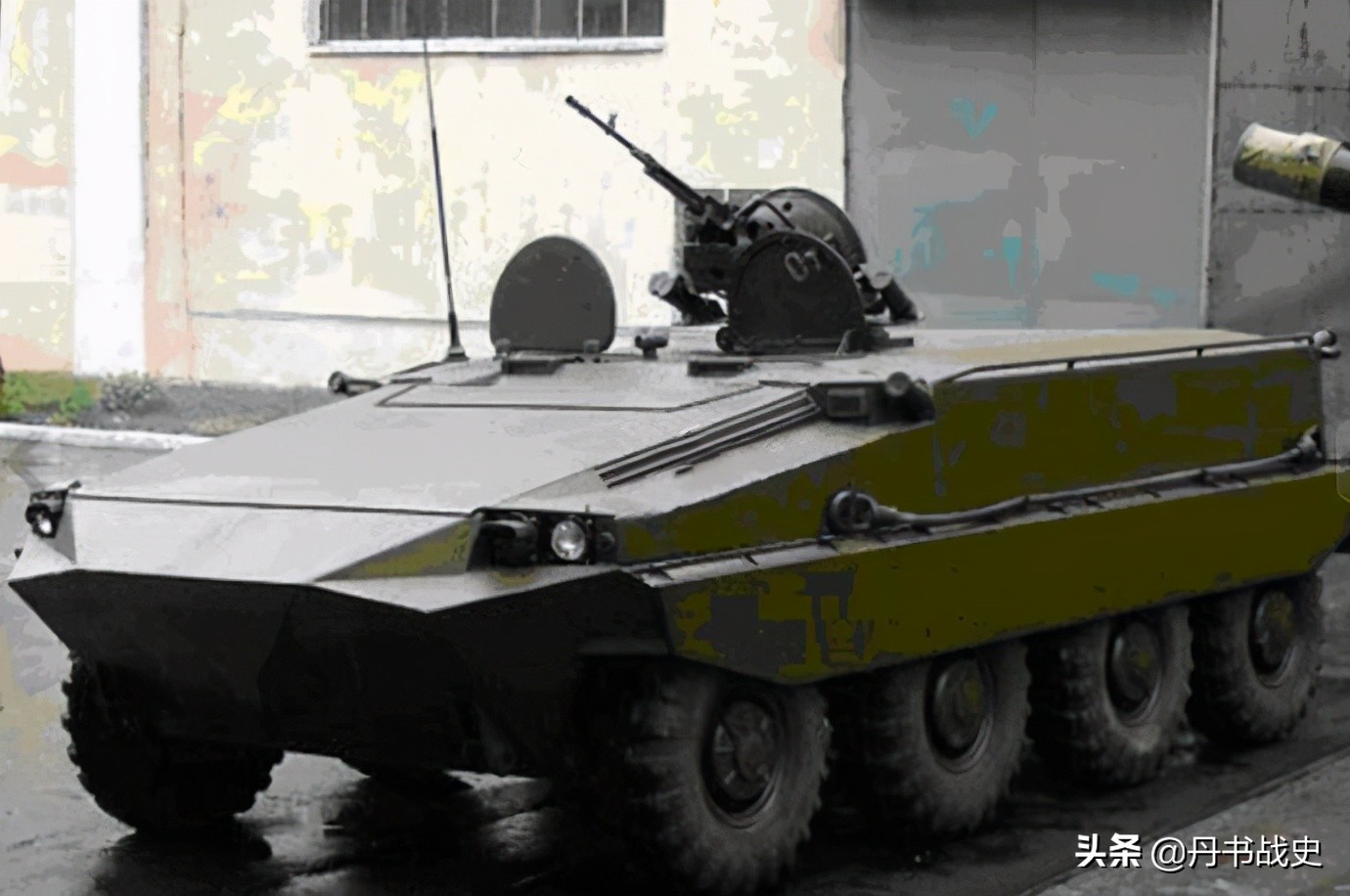 Changing the tank into a wheeled infantry fighting vehicle, Ukraine BMP ...