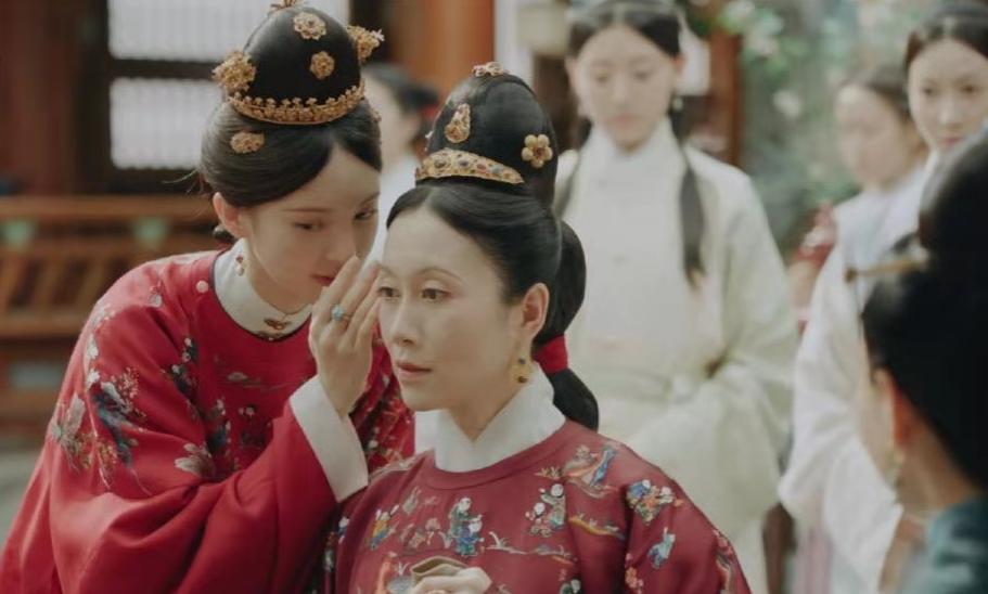 "Jade House Spring": What is the relationship between Liu Sanjue and ...