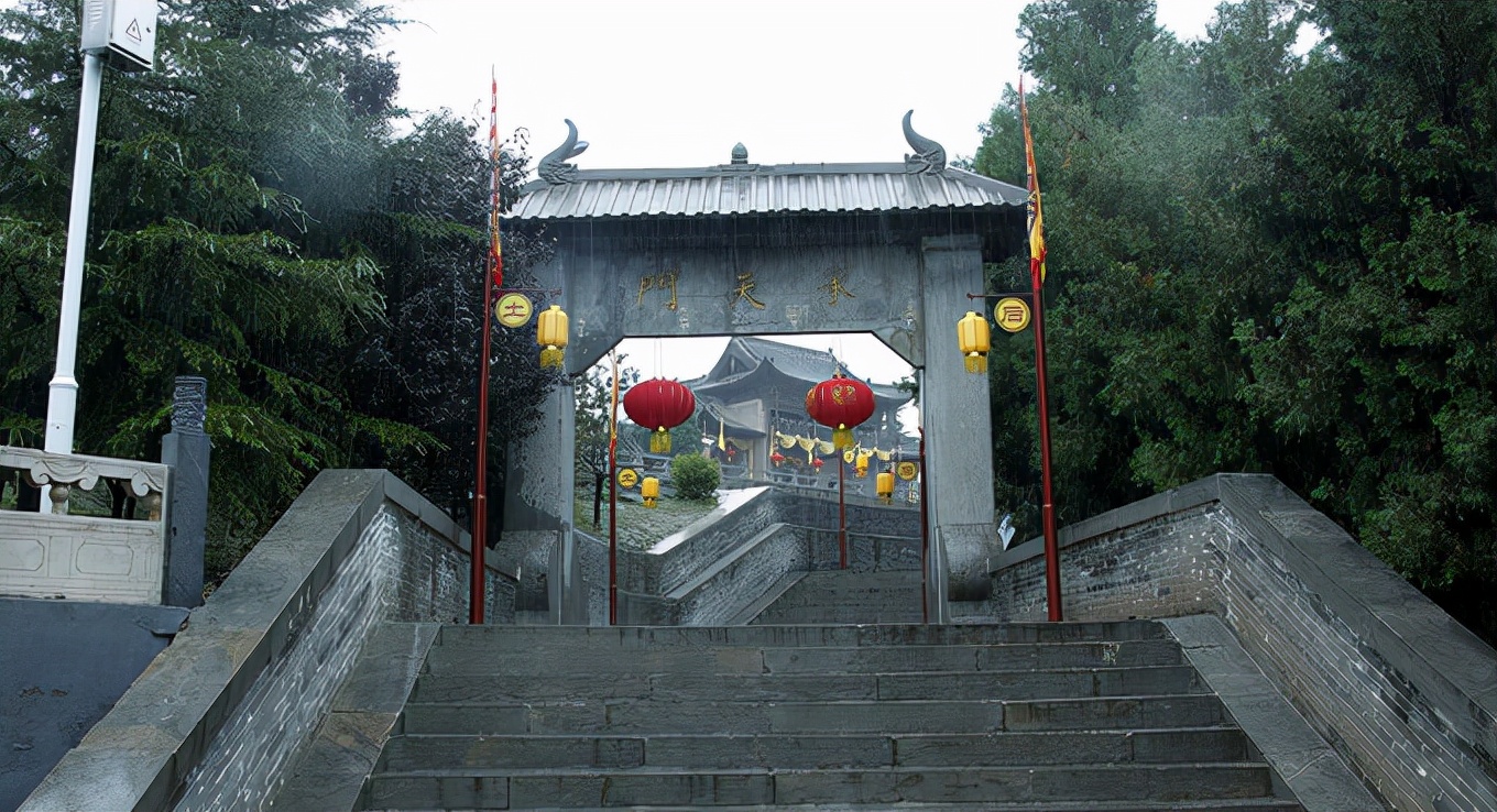 The source of the Temple of Heaven, the Chinese Ancestral Temple, and ...