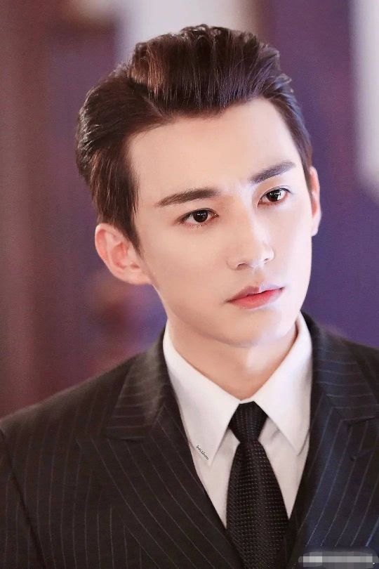 Yang Mi, Xiao Zhan, Wang Yibo, Deng Lun, Qian Xi, Zhang Zhehan, Gong ...