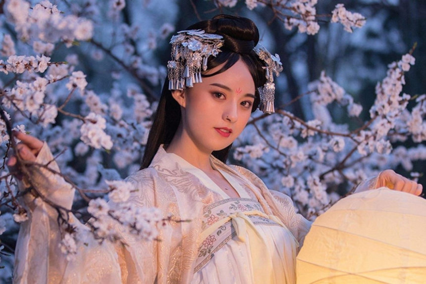 This common "fake Hanfu" is actually more popular than the real Hanfu ...