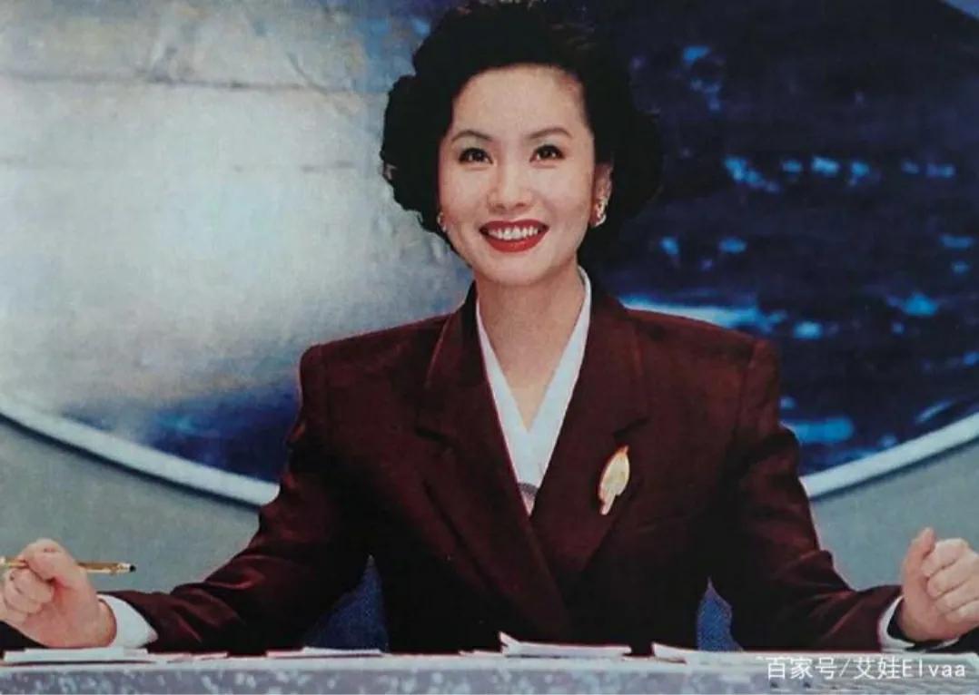 Reporter He Hong: CCTV anchor Xu Li retires and waves goodbye - iNEWS