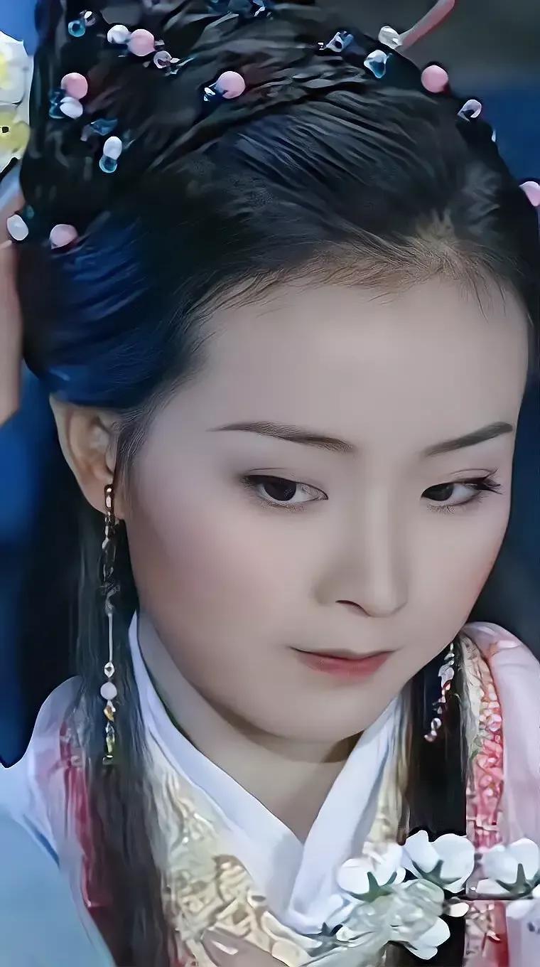 Beautiful Wang Yan - iNEWS