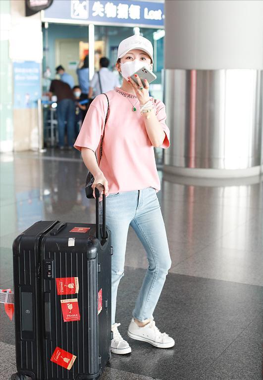 After nine ball days, Pan Xiaoting finally made a high profile, showing ...