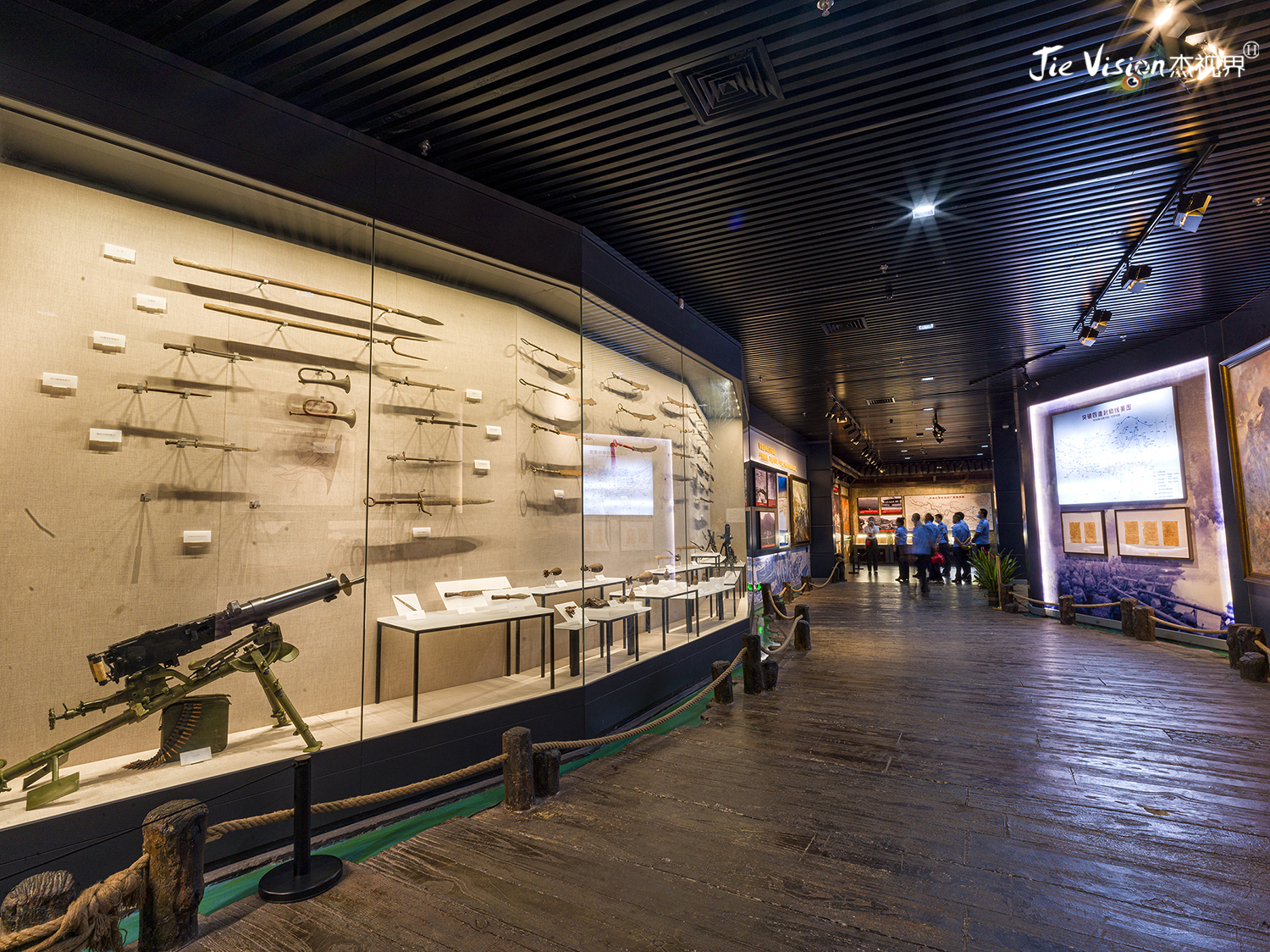 Bai Chongxi really "discovered" that he wanted to release the Red Army ...