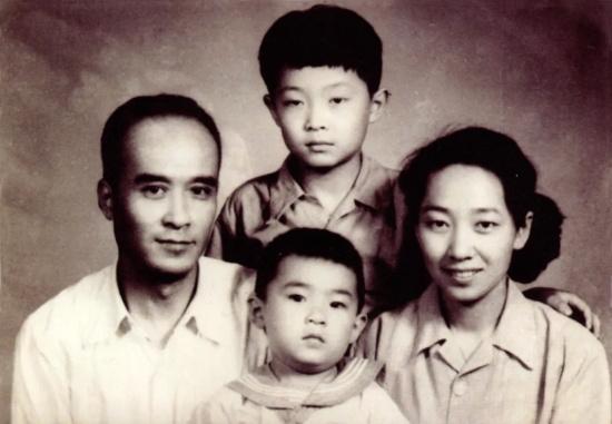 "Jiang Sister" Yu Lan's arduous life: she was a stepmother at the age ...