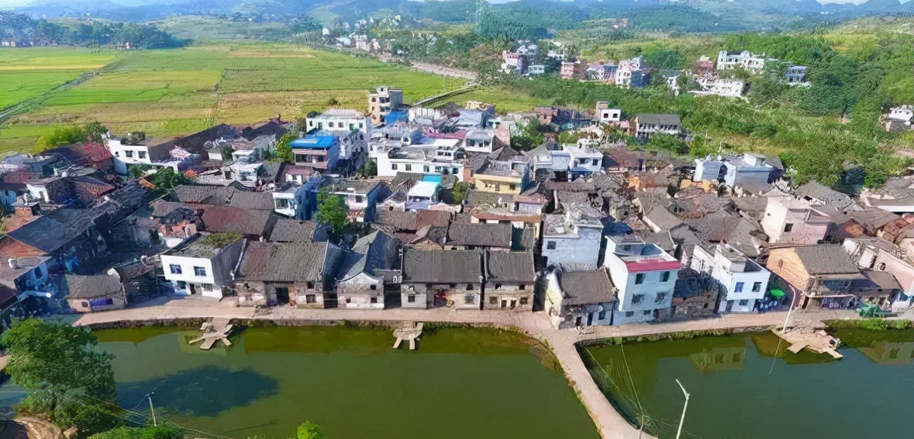 In 1993, a large-scale armed battle seized 95 artillery pieces with 233 ...