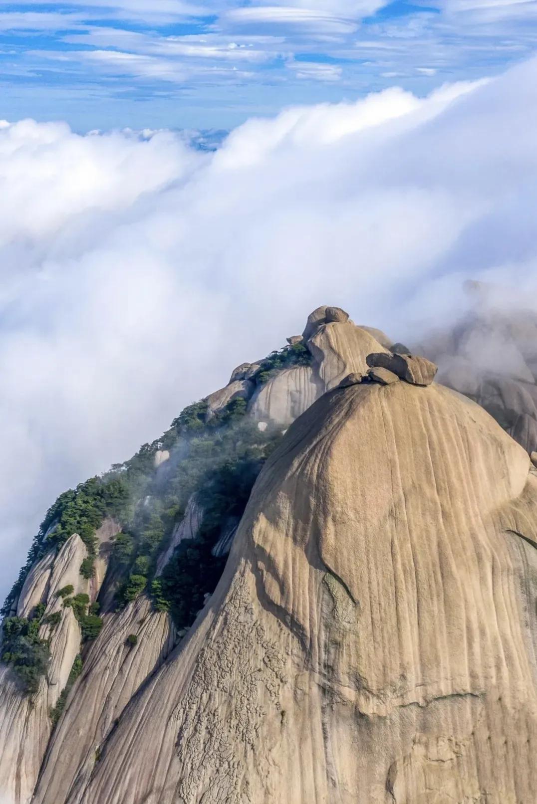 Mount Hua, the head of the Five Sacred Mountains - iNEWS