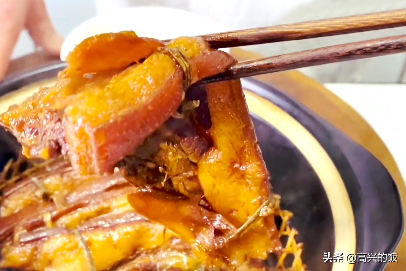 This pork belly is more delicious than braised. It is fat but not ...