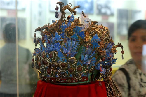 How beautiful is the ancient phoenix crown? After reading these 3 ...