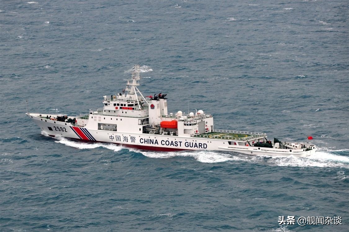 Rolling sea protection-the sea police 5000-ton law enforcement ship is ...
