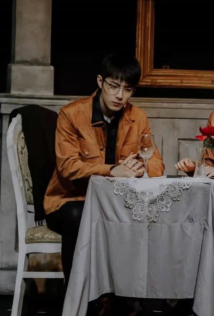 Xiao Zhancheng Hu Ge's successor?The temperament of wearing the same ...