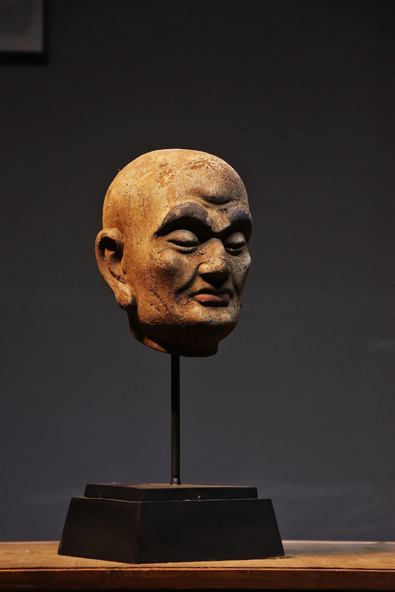 Phoebe Painted · Luohan Head - iNEWS