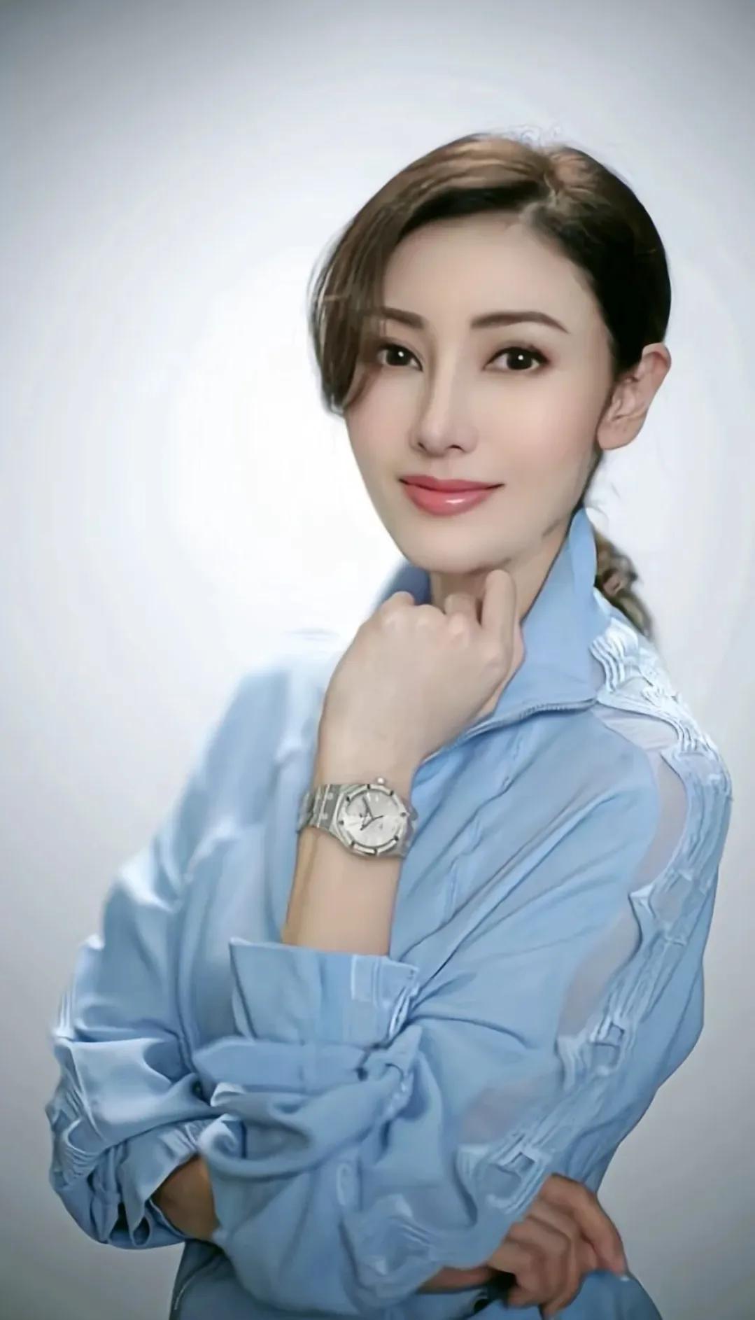 Li Jiaxin was born in Hong Kong, China in 1970 - iNEWS