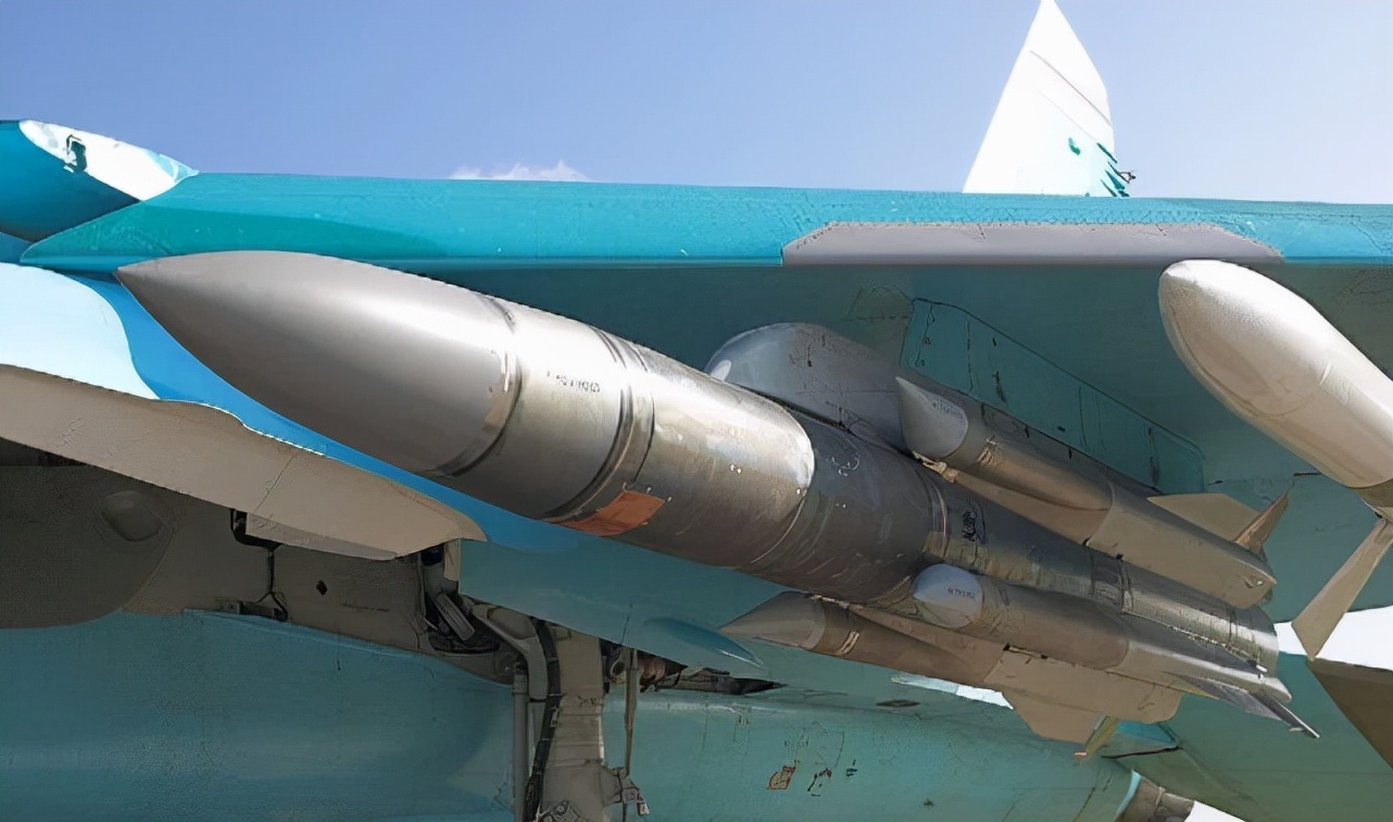 Su-57 is powerful: equipped with K-77M long-range air-to-air missiles ...
