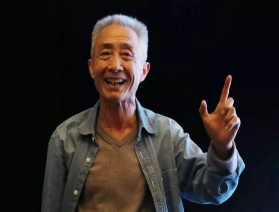 Behind the net red professor's crazy gold hunting: his wife's 50,000 ...