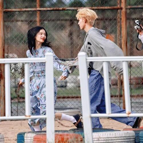 Filming of Zhang Jingyi's new drama begins, and Chen Feiyu's blonde ...