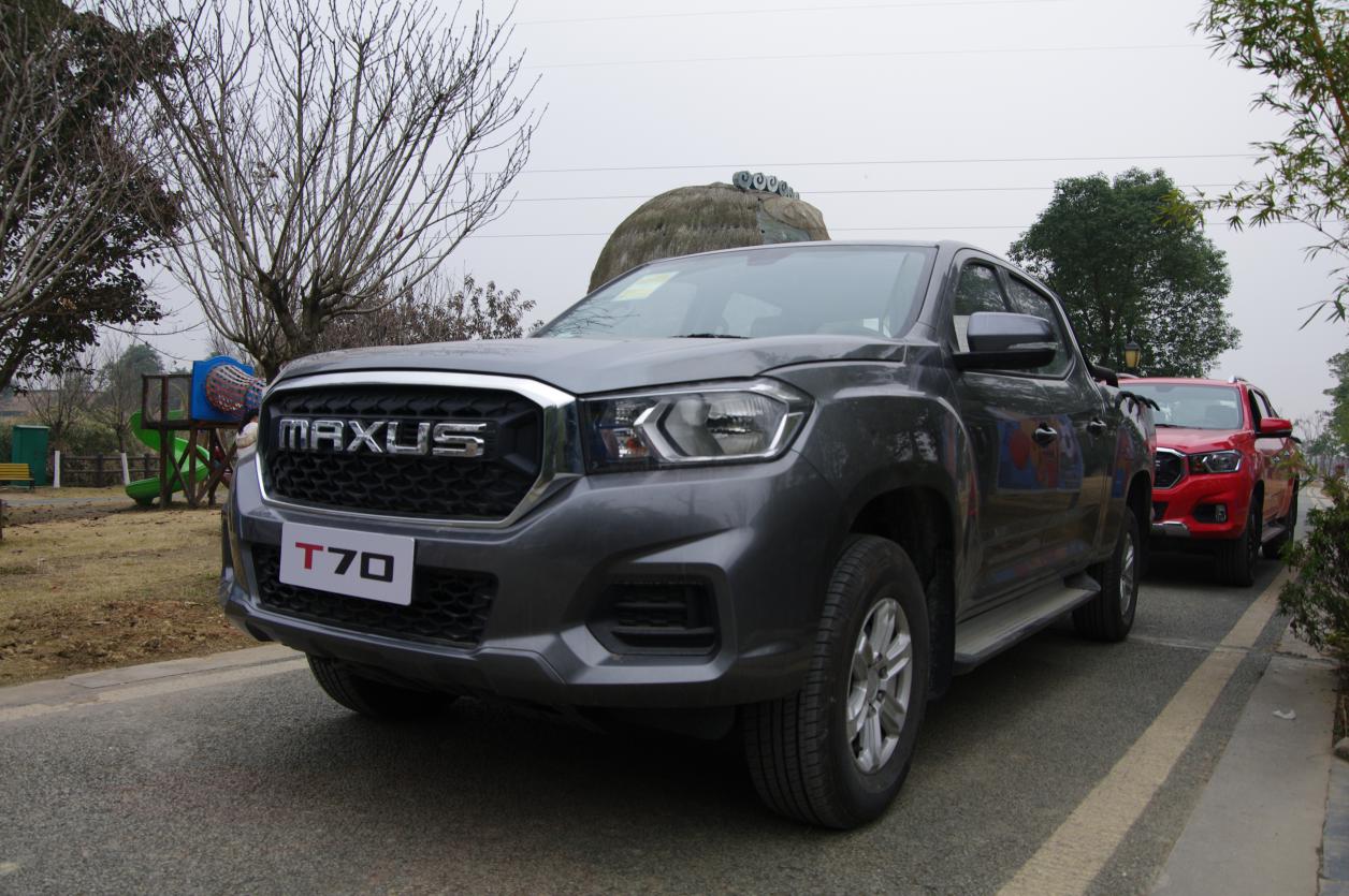 Test drive SAIC MAXUS T70, the diesel beast is powerful and wild - iNEWS
