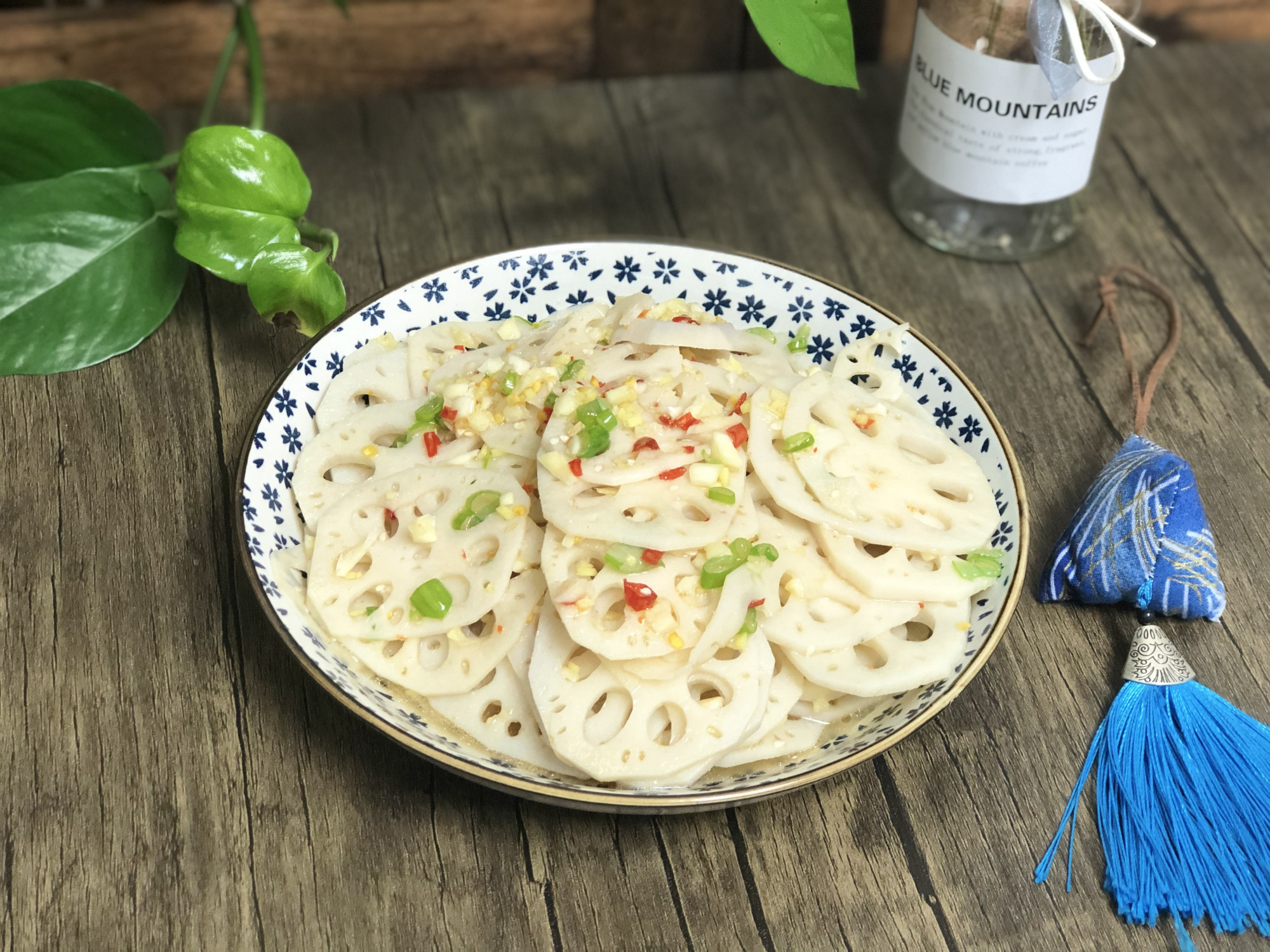 Cold lotus root slices are delicious and difficult to make, master 3 ...