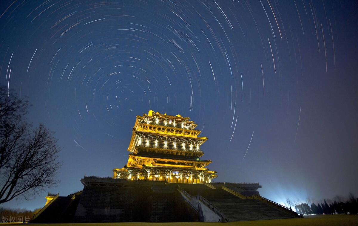 This ancient building, once known as "the world's most famous building ...