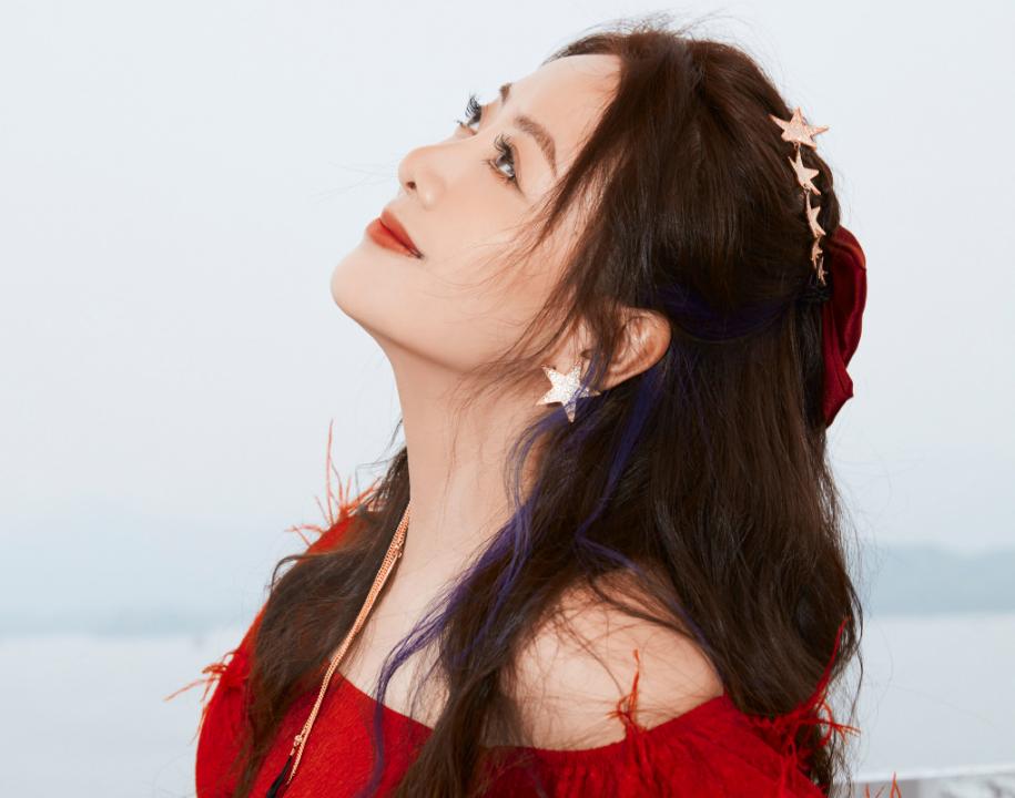 The goddess Li Lin: the first marriage failed, the second marriage with ...