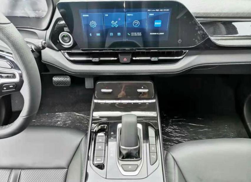 Wuling Capgemini: Test drive the 1.5T CVT flagship, can the 6-seater +1 ...