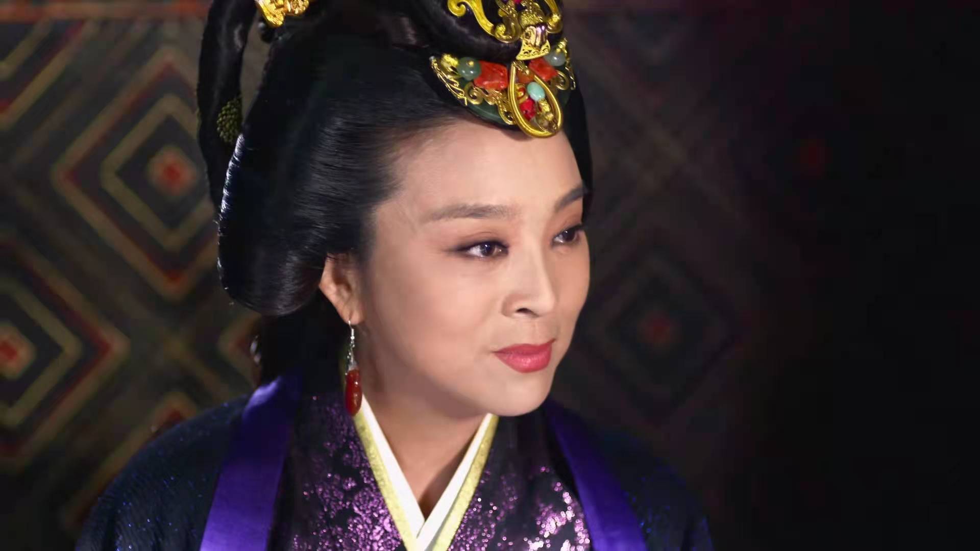 Look at "Miyue Biography" again, Meng Ying is a mother, Zegang, relying ...