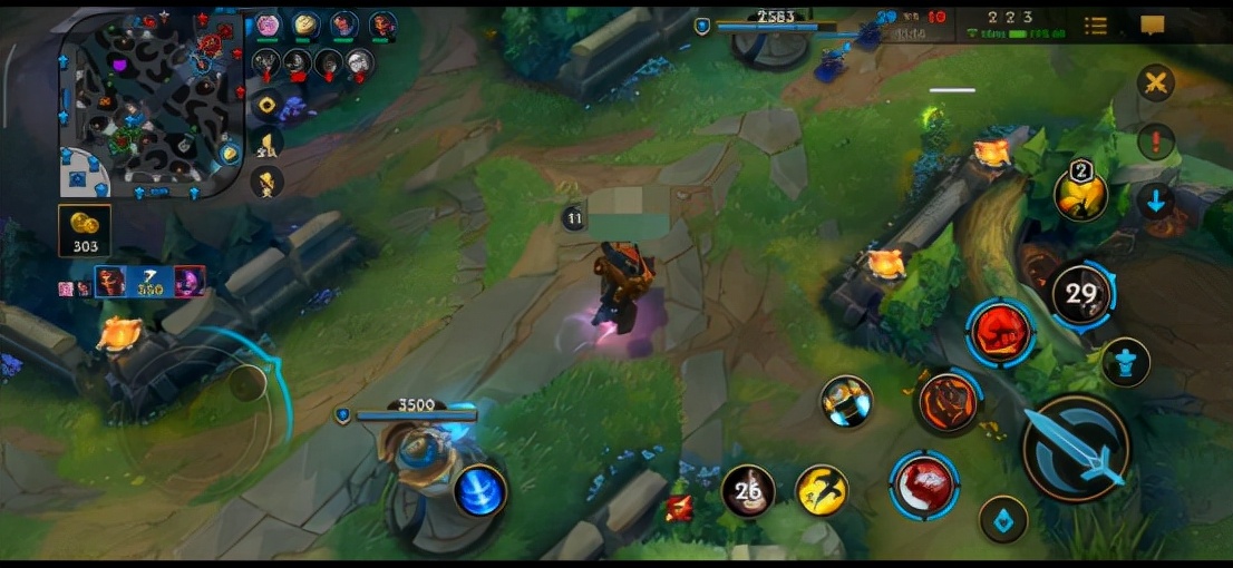 The awkward League of Legends mobile game: neither the excitement of ...