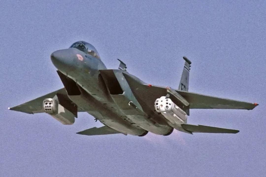 Overview of the development of US military infrared pods - iNEWS