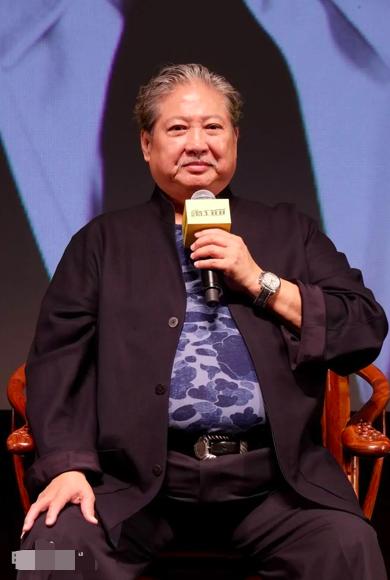 69-year-old Sammo Hung made a rare appearance!Teach grandson martial ...
