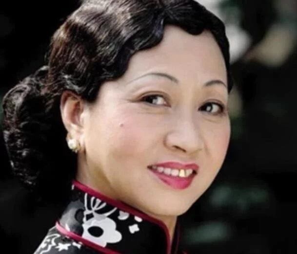 Yuan Qiu was a stand-in when he was young, he was a school flower when ...